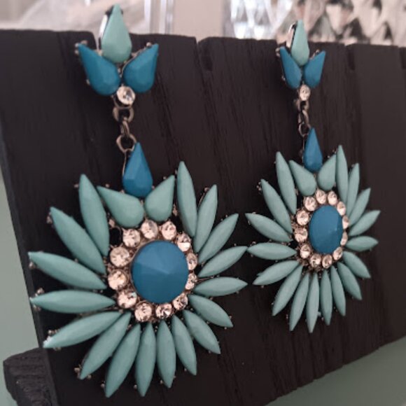 Lee Angel | Jewelry | Lee By Lee Angel Retro Flower Aqua Blue ...